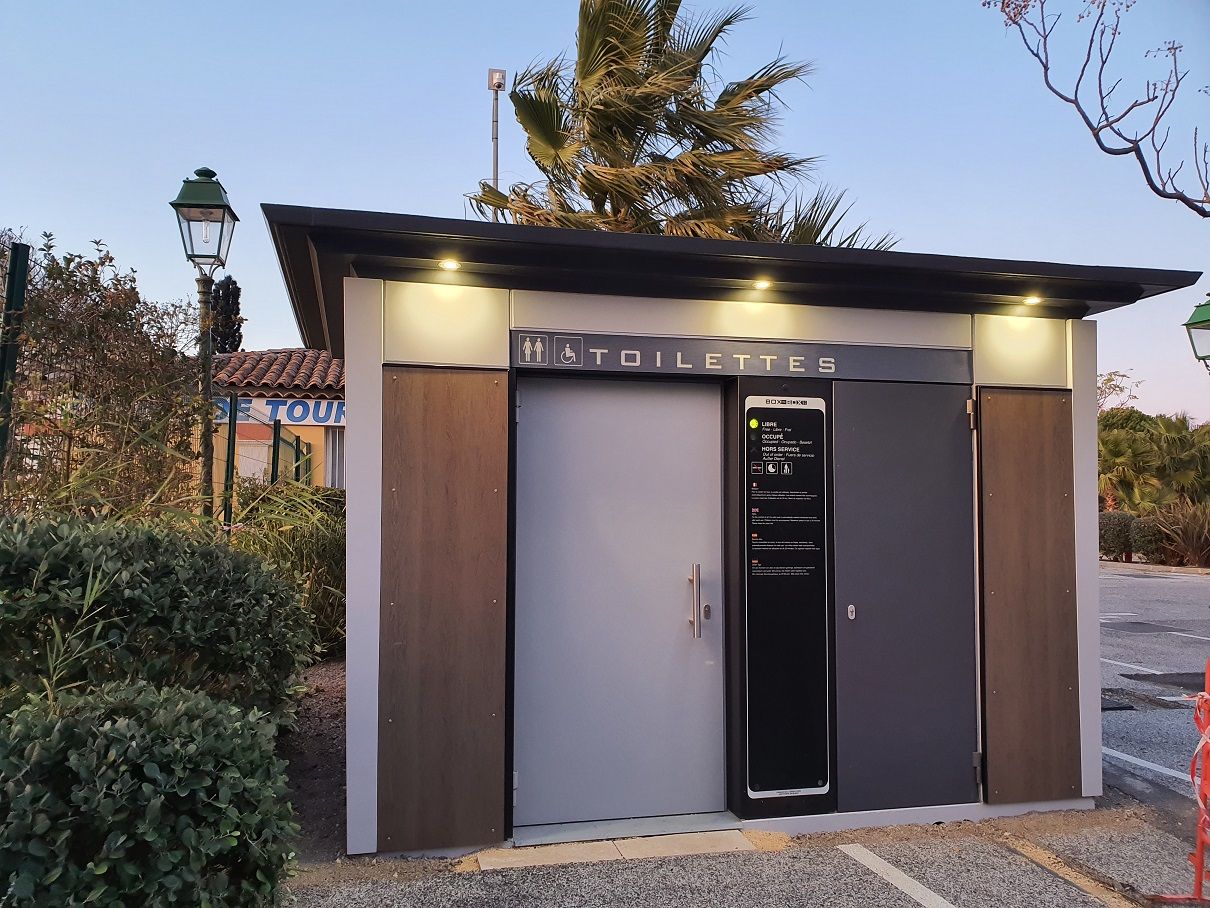 Nos gammes de sanitaires publics - Francioli
